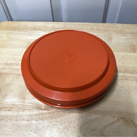 Kitchen | Tupperware Orange Vintage Seal N Serve Bowl With Lid See ...